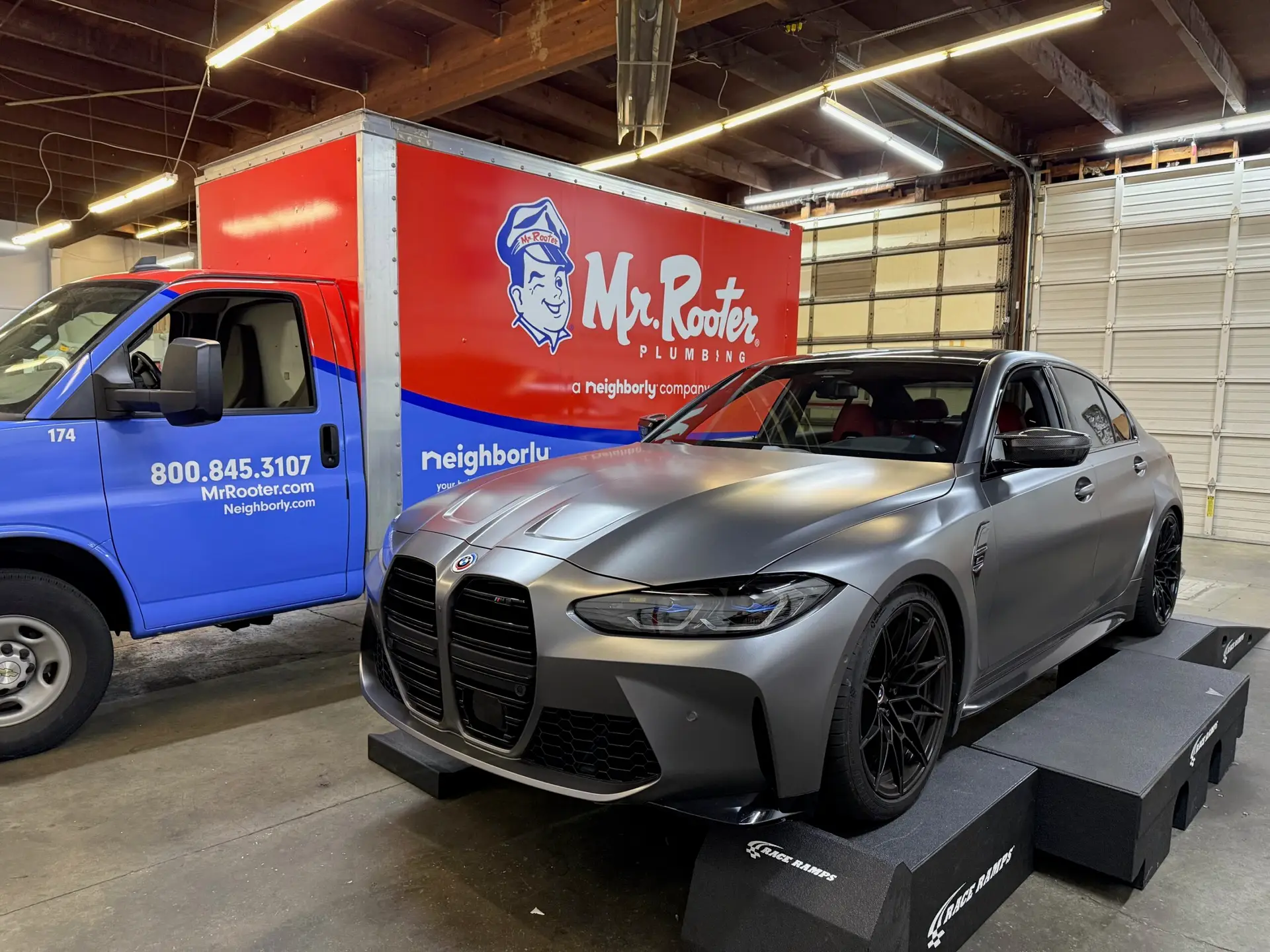 5 Ways to Maximize ROI with Vehicle Wraps - Sir Graphic